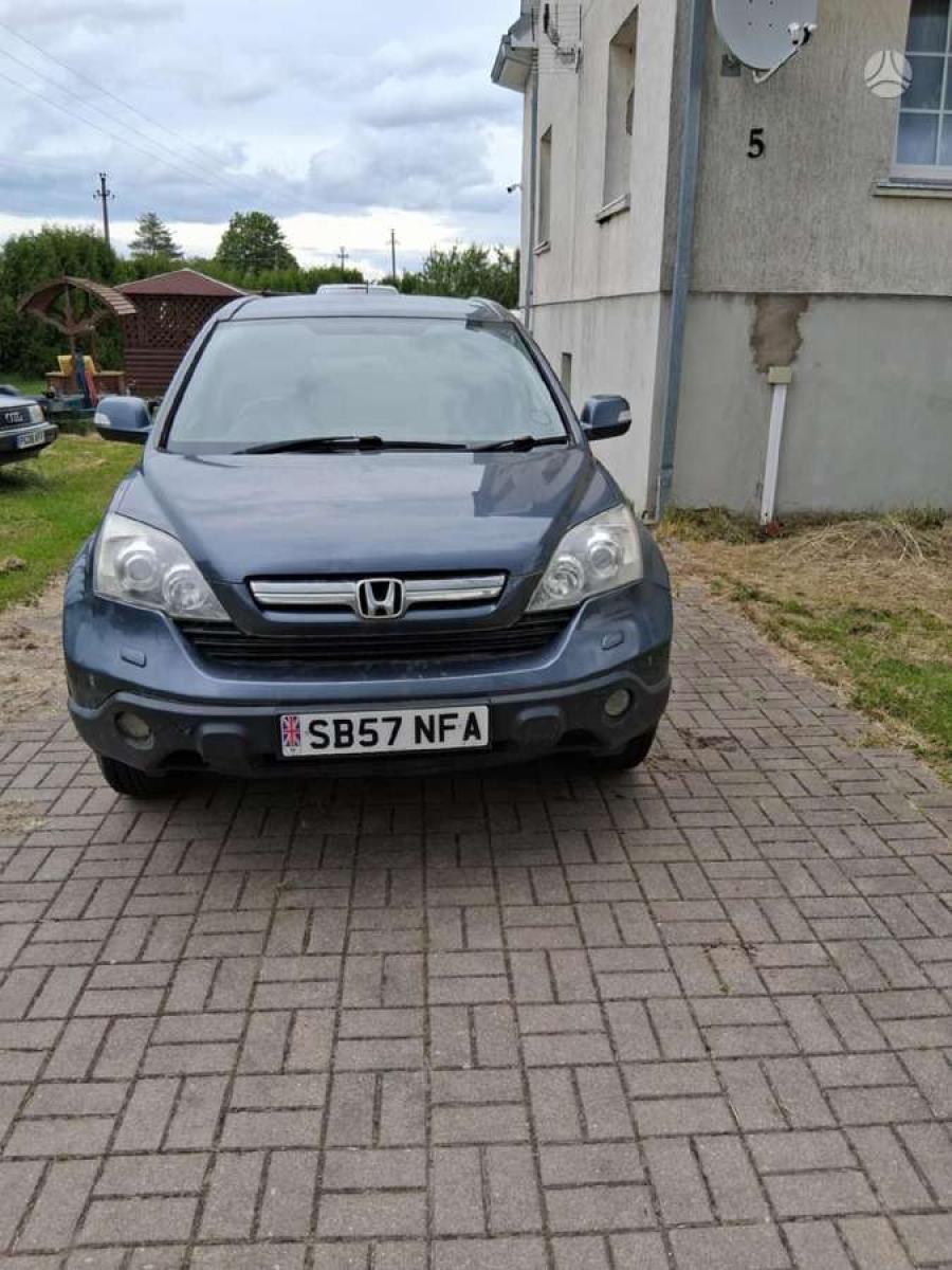 Melns Honda CR-V 2007 Šauļi, ar dzinēja tilpumu 2.20 L un nobraukumu 175 tūkst. km par 1895 €, foto 1 vietnē AUTOMOTO.COM.LV