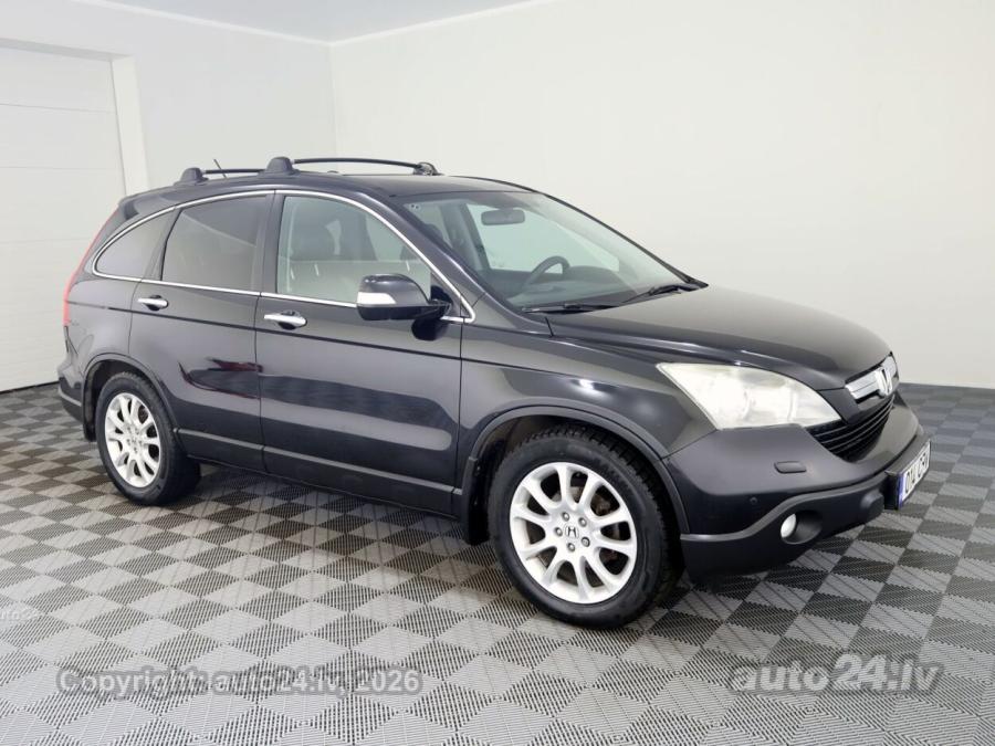 Black Honda CR-V 2007 in Tallinn, with an engine capacity of 2.00 L and mileage of 339 thousand km for 3499 €, photo 1 on AUTOMOTO.COM.LV