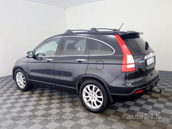 Melns Honda CR-V 2007 Tallina, ar dzinēja tilpumu 2.00 L un nobraukumu 339 tūkst. km par 3499 €, foto 4 vietnē AUTOMOTO.COM.LV
