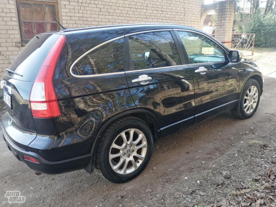 Melns Honda CR-V 2007 Utena, ar dzinēja tilpumu 2.20 L un nobraukumu 362 tūkst. km par 3900 €, foto 4 vietnē AUTOMOTO.COM.LV