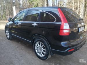 Melns Honda CR-V 2007 Utena, ar dzinēja tilpumu 2.20 L un nobraukumu 362 tūkst. km par 3900 €, foto 5 vietnē AUTOMOTO.COM.LV