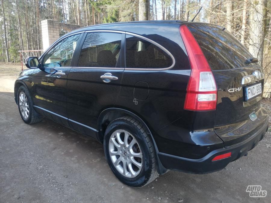 Melns Honda CR-V 2007 Utena, ar dzinēja tilpumu 2.20 L un nobraukumu 362 tūkst. km par 3900 €, foto 5 vietnē AUTOMOTO.COM.LV
