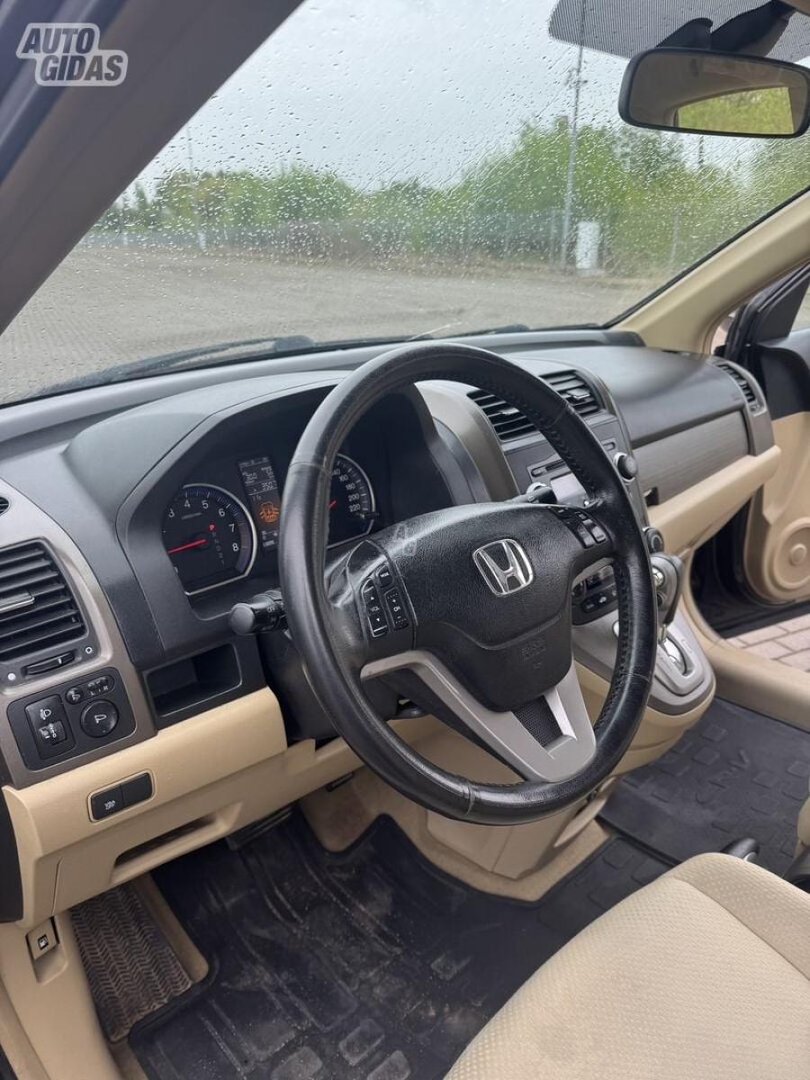 Melns Honda CR-V 2007 Marijampole, ar dzinēja tilpumu 2.00 L un nobraukumu 232 tūkst. km par 4200 €, foto 8 vietnē AUTOMOTO.COM.LV