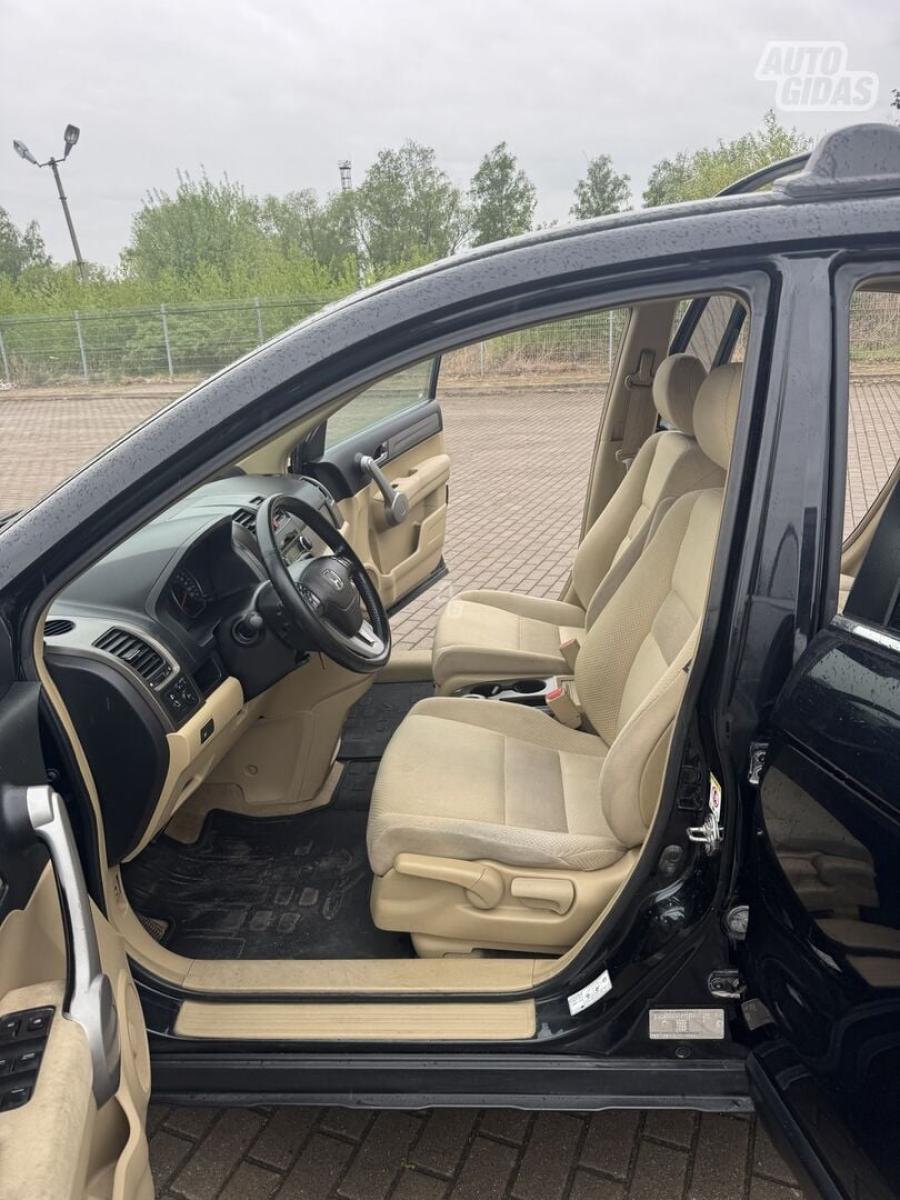 Melns Honda CR-V 2007 Marijampole, ar dzinēja tilpumu 2.00 L un nobraukumu 232 tūkst. km par 4200 €, foto 10 vietnē AUTOMOTO.COM.LV