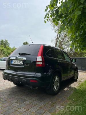 Melns Honda CR-V 2007 Rīga, ar dzinēja tilpumu 2.20 L un nobraukumu 193 tūkst. km par 4900 €, foto 4 vietnē AUTOMOTO.COM.LV