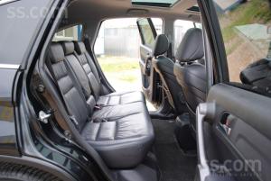 Melns Honda CR-V 2007 Rīga, ar dzinēja tilpumu 2.20 L un nobraukumu 225 tūkst. km par 6990 €, foto 11 vietnē AUTOMOTO.COM.LV