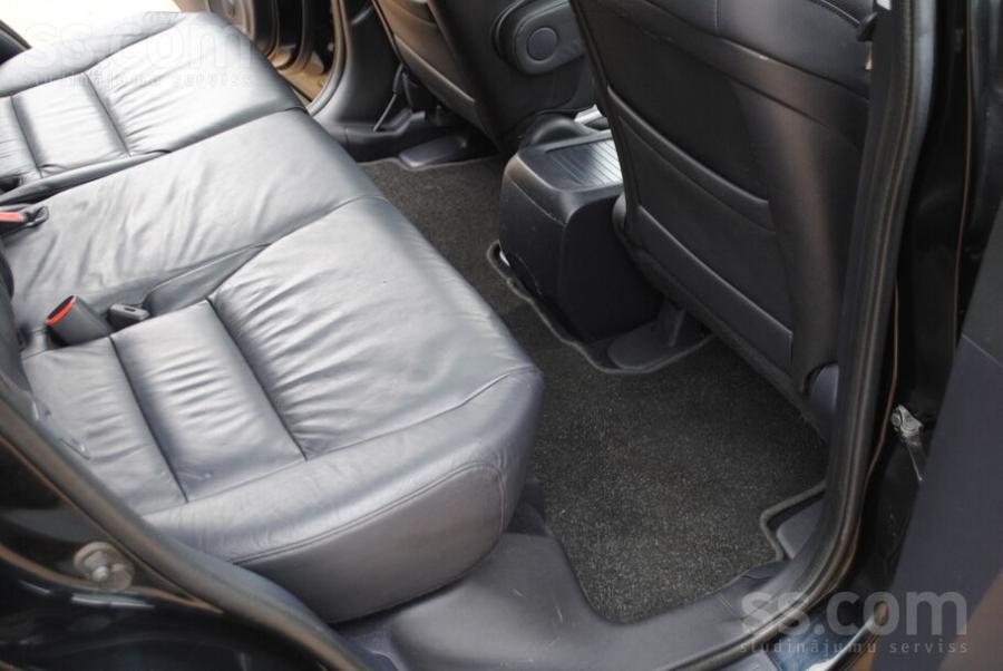 Melns Honda CR-V 2007 Rīga, ar dzinēja tilpumu 2.20 L un nobraukumu 225 tūkst. km par 6990 €, foto 12 vietnē AUTOMOTO.COM.LV
