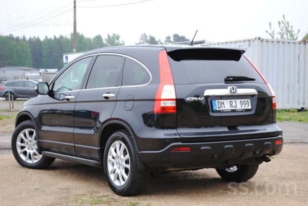 Melns Honda CR-V 2007 Rīga, ar dzinēja tilpumu 2.20 L un nobraukumu 225 tūkst. km par 6390 €, foto 3 vietnē AUTOMOTO.COM.LV