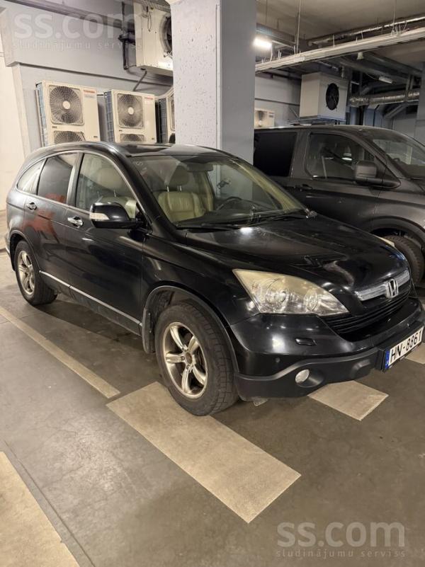Melns Honda CR-V 2007 Rīga, ar dzinēja tilpumu 2.00 L un nobraukumu 248 tūkst. km par 4800 €, foto 1 vietnē AUTOMOTO.COM.LV