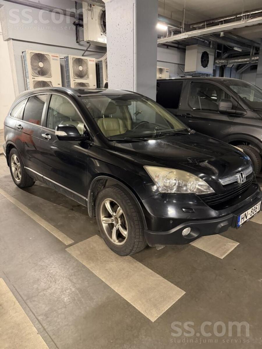 Melns Honda CR-V 2007 Rīga, ar dzinēja tilpumu 2.00 L un nobraukumu 248 tūkst. km par 4800 €, foto 1 vietnē AUTOMOTO.COM.LV