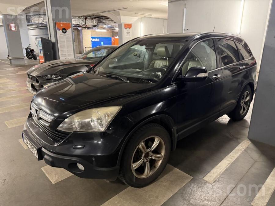 Melns Honda CR-V 2007 Rīga, ar dzinēja tilpumu 2.00 L un nobraukumu 248 tūkst. km par 4800 €, foto 3 vietnē AUTOMOTO.COM.LV