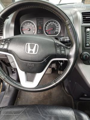Black Honda CR-V 2007 in Telschi, with an engine capacity of 2.00 L and mileage of 260 thousand km for 2600 €, photo 6 on AUTOMOTO.COM.LV