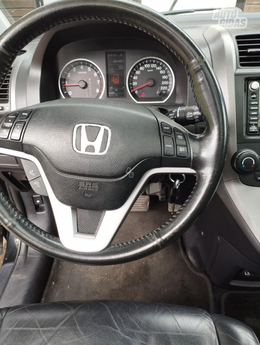 Black Honda CR-V 2007 in Telschi, with an engine capacity of 2.00 L and mileage of 260 thousand km for 2600 €, photo 6 on AUTOMOTO.COM.LV