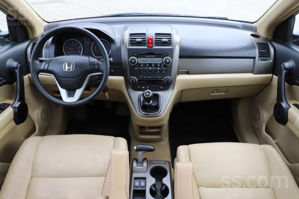 Melns Honda CR-V 2007 Tukums, ar dzinēja tilpumu 2.20 L un nobraukumu 283 tūkst. km par 4290 €, foto 6 vietnē AUTOMOTO.COM.LV