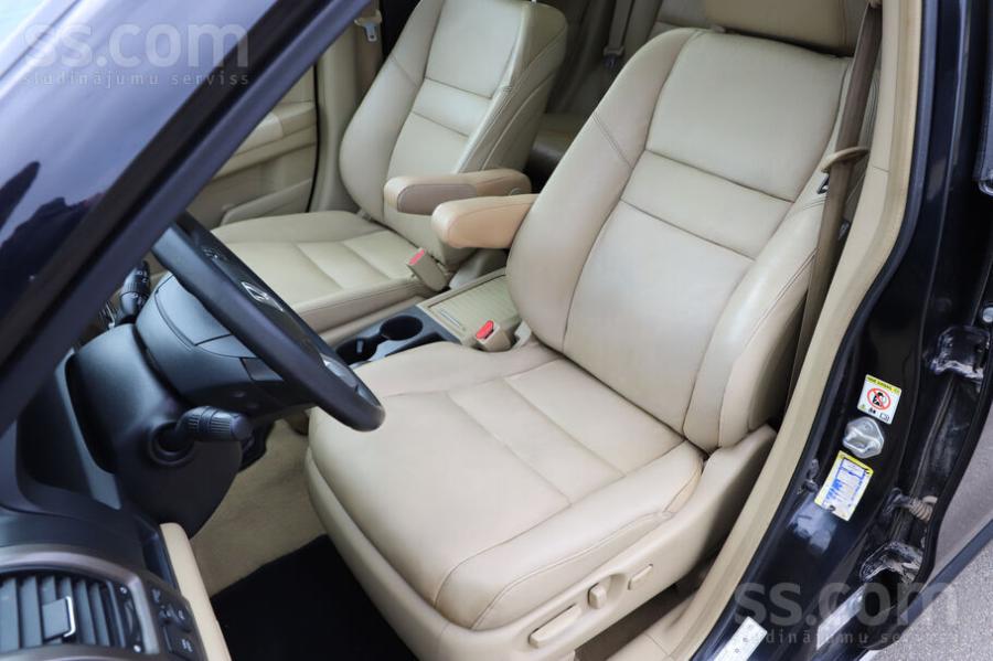 Melns Honda CR-V 2007 Tukums, ar dzinēja tilpumu 2.20 L un nobraukumu 283 tūkst. km par 4290 €, foto 8 vietnē AUTOMOTO.COM.LV