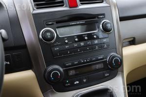 Melns Honda CR-V 2007 Tukums, ar dzinēja tilpumu 2.20 L un nobraukumu 283 tūkst. km par 4290 €, foto 13 vietnē AUTOMOTO.COM.LV