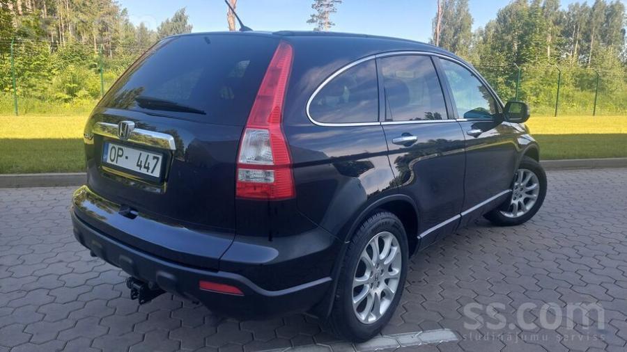 Melns Honda CR-V 2007 Rīga, ar dzinēja tilpumu 2.20 L un nobraukumu 275 tūkst. km par 6450 €, foto 6 vietnē AUTOMOTO.COM.LV