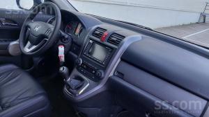 Melns Honda CR-V 2007 Rīga, ar dzinēja tilpumu 2.20 L un nobraukumu 275 tūkst. km par 6450 €, foto 12 vietnē AUTOMOTO.COM.LV