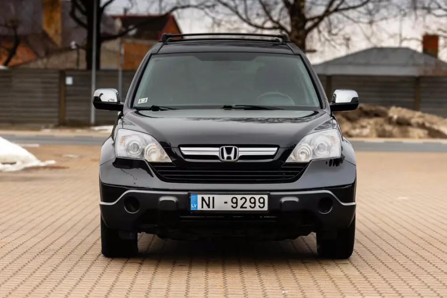 Melns Honda CR-V 2007 Jelgava, ar dzinēja tilpumu 2.20 L un nobraukumu 344 tūkst. km par 3600 €, foto 3 vietnē AUTOMOTO.COM.LV