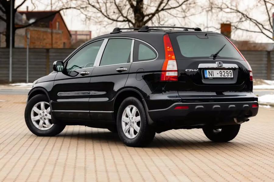 Melns Honda CR-V 2007 Jelgava, ar dzinēja tilpumu 2.20 L un nobraukumu 344 tūkst. km par 3600 €, foto 7 vietnē AUTOMOTO.COM.LV