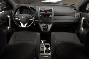 Melns Honda CR-V 2007 Jelgava, ar dzinēja tilpumu 2.20 L un nobraukumu 344 tūkst. km par 3600 €, foto 9 vietnē AUTOMOTO.COM.LV