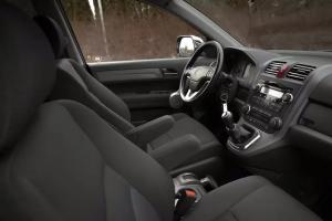 Melns Honda CR-V 2007 Jelgava, ar dzinēja tilpumu 2.20 L un nobraukumu 344 tūkst. km par 3600 €, foto 15 vietnē AUTOMOTO.COM.LV