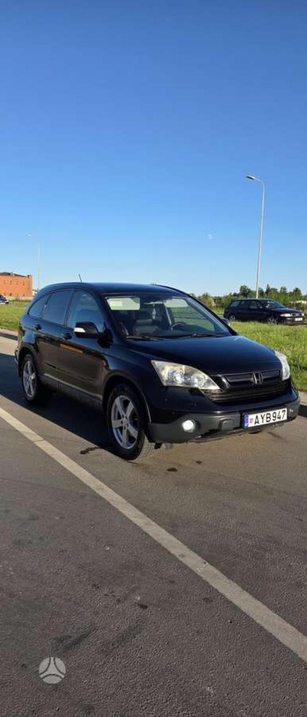Melns Honda CR-V 2007 Šauļi, ar dzinēja tilpumu 2.20 L un nobraukumu 360 tūkst. km par 5500 €, foto 4 vietnē AUTOMOTO.COM.LV