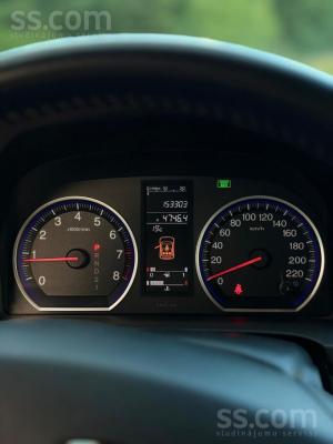 Black Honda CR-V 2007 in Tukums, with an engine capacity of 2.00 L and mileage of 153 thousand km for 5900 €, photo 6 on AUTOMOTO.COM.LV