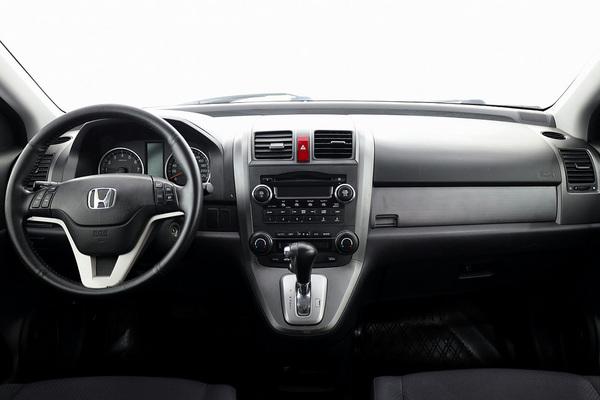Melns Honda CR-V 2007 Tallina, ar dzinēja tilpumu 2.00 L un nobraukumu 249 tūkst. km par 2999 €, foto 5 vietnē AUTOMOTO.COM.LV