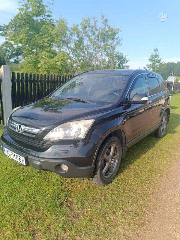 Black Honda CR-V 2007 in Ignalina, with an engine capacity of 2.20 L and mileage of 315 thousand km for 3450 €, photo 1 on AUTOMOTO.COM.LV