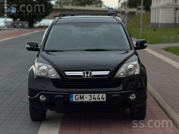 Melns Honda CR-V 2007 Jelgava, ar dzinēja tilpumu 2.00 L un nobraukumu 289 tūkst. km par 4100 €, foto 3 vietnē AUTOMOTO.COM.LV