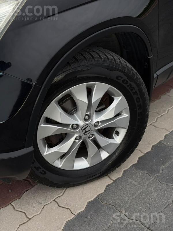 Melns Honda CR-V 2007 Jelgava, ar dzinēja tilpumu 2.00 L un nobraukumu 289 tūkst. km par 4100 €, foto 10 vietnē AUTOMOTO.COM.LV