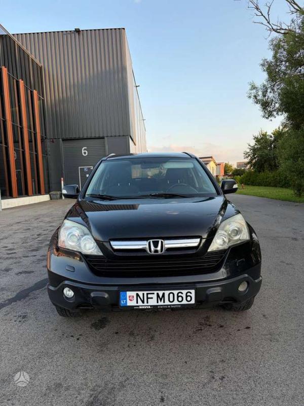 Melns Honda CR-V 2007 Kauņa, ar dzinēja tilpumu 0.00 L un nobraukumu 314 tūkst. km par 4000 €, foto 3 vietnē AUTOMOTO.COM.LV