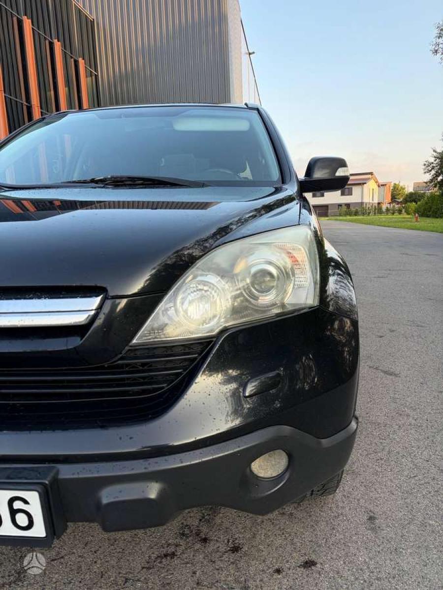 Black Honda CR-V 2007 in Kaunas, with an engine capacity of 0.00 L and mileage of 314 thousand km for 4000 €, photo 5 on AUTOMOTO.COM.LV
