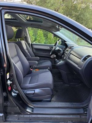 Black Honda CR-V 2007 in Kaunas, with an engine capacity of 0.00 L and mileage of 314 thousand km for 4000 €, photo 10 on AUTOMOTO.COM.LV