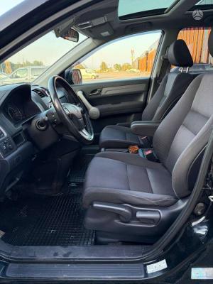 Black Honda CR-V 2007 in Kaunas, with an engine capacity of 0.00 L and mileage of 314 thousand km for 4000 €, photo 27 on AUTOMOTO.COM.LV
