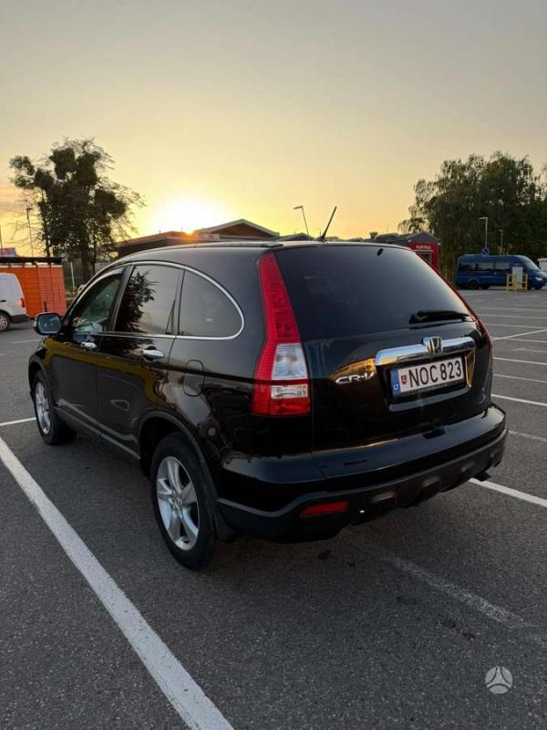 Melns Honda CR-V 2007 Kauņa, ar dzinēja tilpumu 2.20 L un nobraukumu 276 tūkst. km par 4200 €, foto 1 vietnē AUTOMOTO.COM.LV