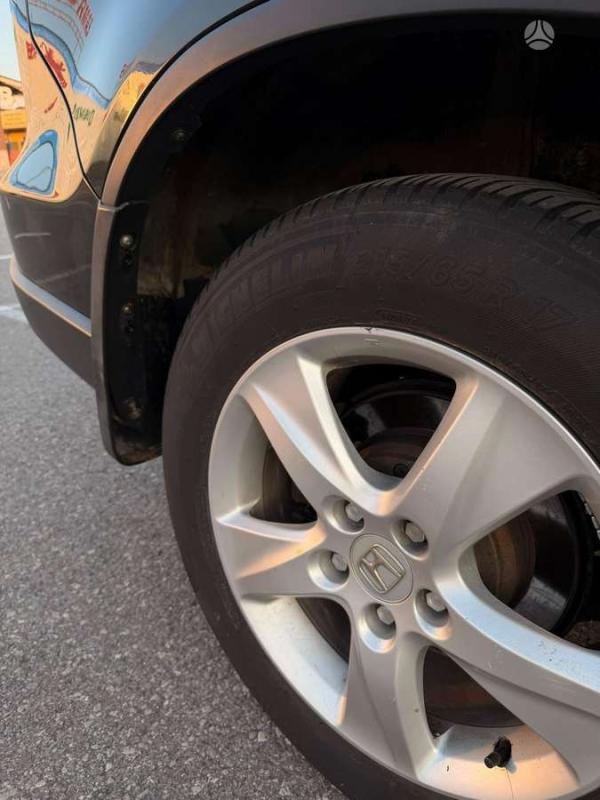 Melns Honda CR-V 2007 Kauņa, ar dzinēja tilpumu 2.20 L un nobraukumu 276 tūkst. km par 4200 €, foto 5 vietnē AUTOMOTO.COM.LV