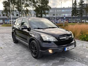 Black Honda CR-V 2007 in Tallinn, with an engine capacity of 2.00 L and mileage of 240 thousand km for 3350 €, photo 3 on AUTOMOTO.COM.LV