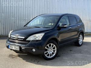 Melns Honda CR-V 2007 Rīga, ar dzinēja tilpumu 2.20 L un nobraukumu 349 tūkst. km par 1500 €, foto  vietnē AUTOMOTO.COM.LV