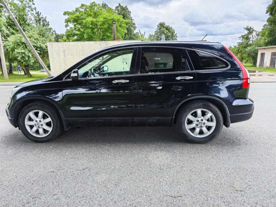 Melns Honda CR-V 2007 Švenčionys, ar dzinēja tilpumu 2.20 L un nobraukumu 270 tūkst. km par 5200 €, foto 8 vietnē AUTOMOTO.COM.LV