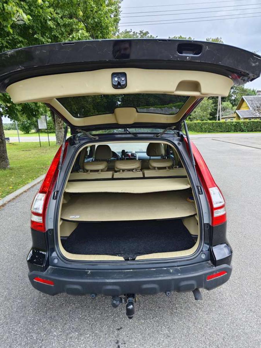 Melns Honda CR-V 2007 Švenčionys, ar dzinēja tilpumu 2.20 L un nobraukumu 270 tūkst. km par 5200 €, foto 10 vietnē AUTOMOTO.COM.LV