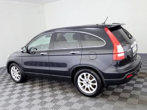 Melns Honda CR-V 2007 Tallina, ar dzinēja tilpumu 2.00 L un nobraukumu 239 tūkst. km par 3499 €, foto 14 vietnē AUTOMOTO.COM.LV