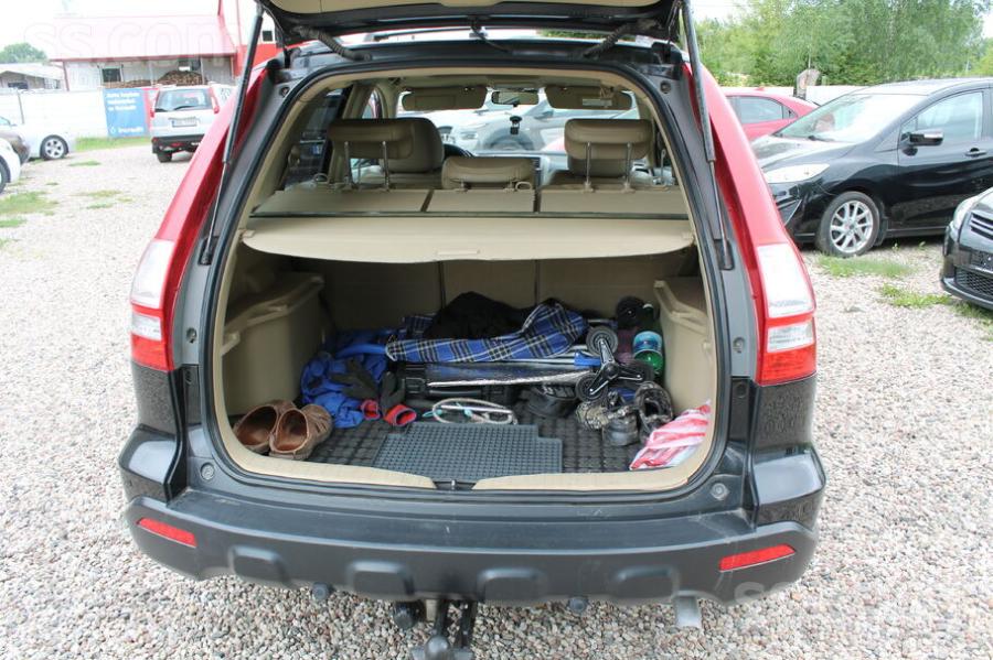 Melns Honda CR-V 2007 Daugavpils, ar dzinēja tilpumu 2.20 L un nobraukumu 295 tūkst. km par 4690 €, foto 11 vietnē AUTOMOTO.COM.LV