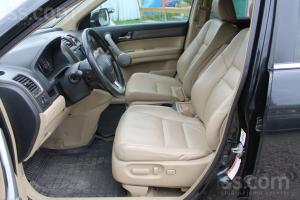 Melns Honda CR-V 2007 Daugavpils, ar dzinēja tilpumu 2.20 L un nobraukumu 295 tūkst. km par 4690 €, foto 16 vietnē AUTOMOTO.COM.LV