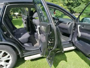 Black Honda CR-V 2007 in Moletai, with an engine capacity of 2.20 L and mileage of 379 thousand km for 3150 €, photo 19 on AUTOMOTO.COM.LV