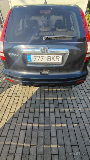Melns Honda CR-V 2007 Valga, ar dzinēja tilpumu 2.20 L un nobraukumu 330 tūkst. km par 3000 €, foto 4 vietnē AUTOMOTO.COM.LV