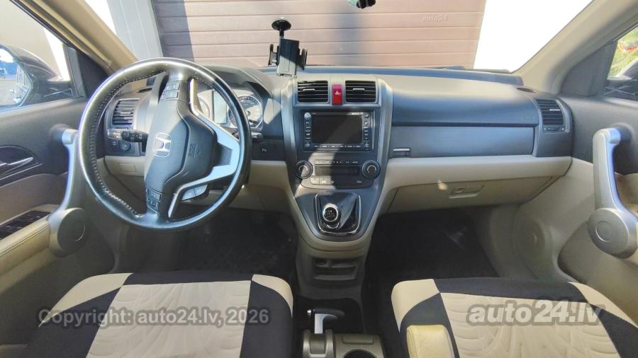 Melns Honda CR-V 2007 Valga, ar dzinēja tilpumu 2.20 L un nobraukumu 330 tūkst. km par 3000 €, foto 5 vietnē AUTOMOTO.COM.LV