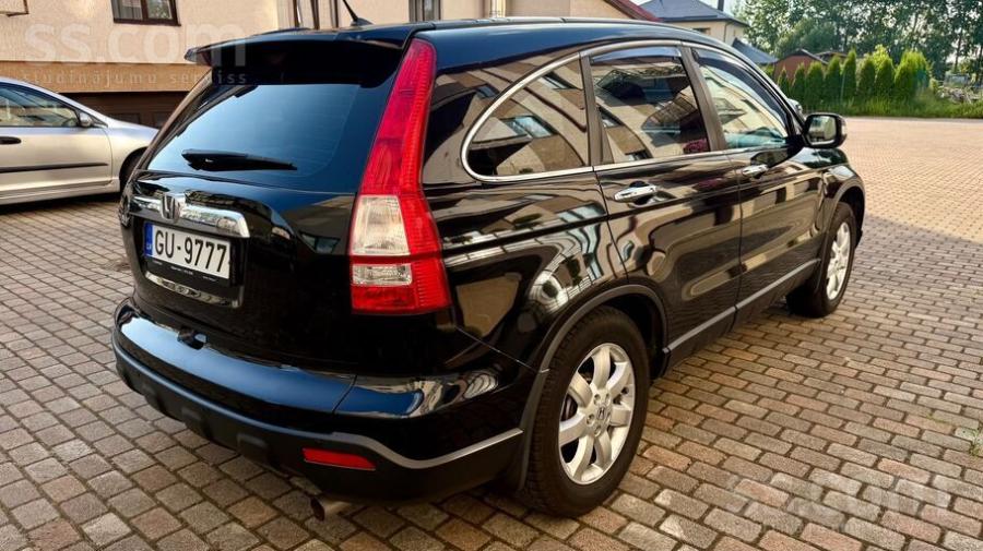 Melns Honda CR-V 2007 Rīga, ar dzinēja tilpumu 2.00 L un nobraukumu 171 tūkst. km par 4999 €, foto 6 vietnē AUTOMOTO.COM.LV