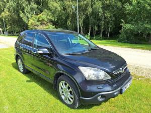 Black Honda CR-V 2007 in Siauliai, with an engine capacity of 2.20 L and mileage of 334 thousand km for 5500 €, photo 3 on AUTOMOTO.COM.LV